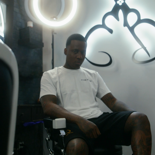 A Fresh Cut for OVO Riicch at Fade Room Barbershop - Claudio Ferreira